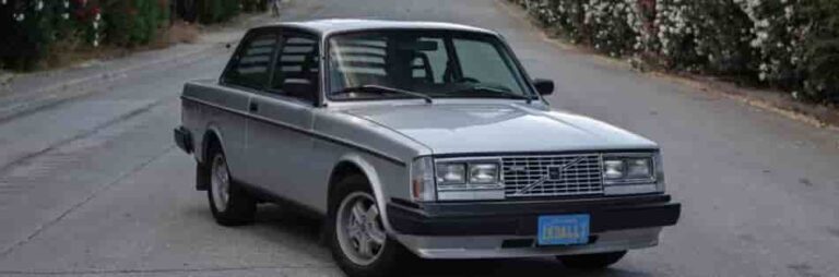 What are Car Hoods or Bonnets? Shape, Parts, Types, Materials of a Car ...